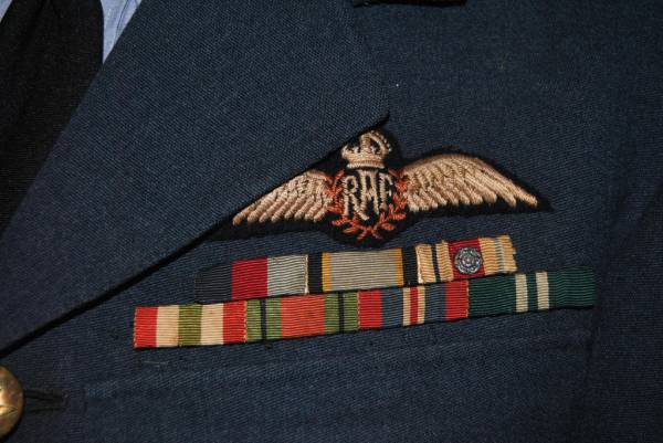 601 Squadron "The Flying Swords" - Uniform - Uniforms, Insignia ...
