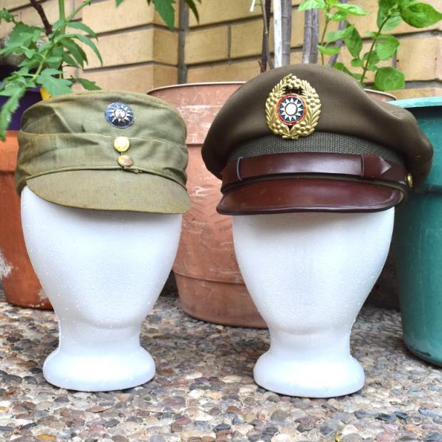 Chinese WWII and Post war Hat badges - CHINA - World Militaria Forum