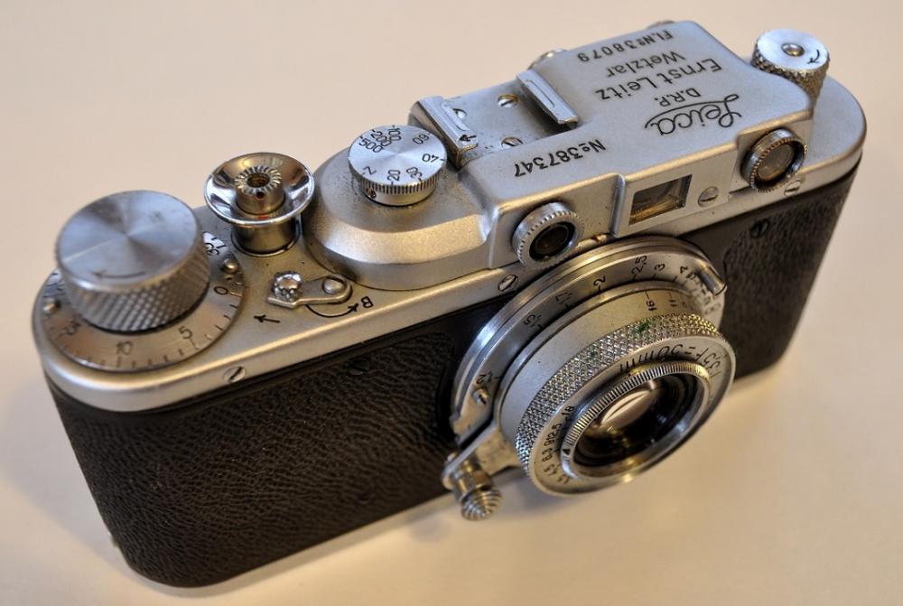 Leica Luftwaffe Camera - Real or What? - TR FIELD & PERSONAL EQUIPMENT ...