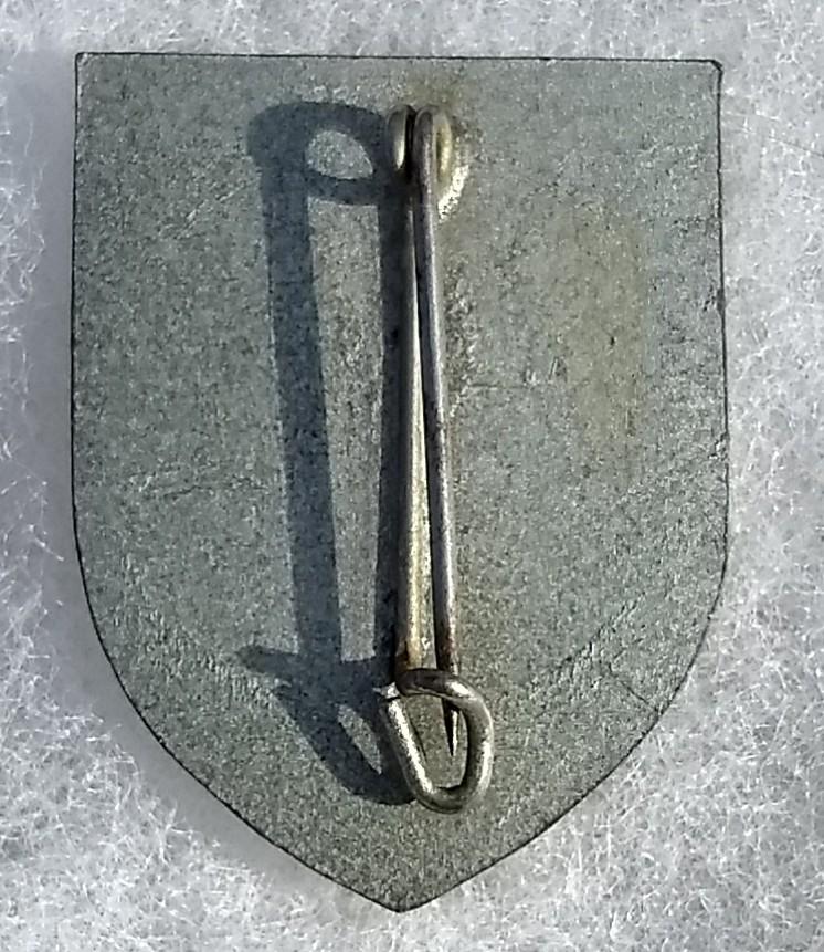 215th Infantry Traditions Badge - TR BADGES & INSIGNIA - World ...