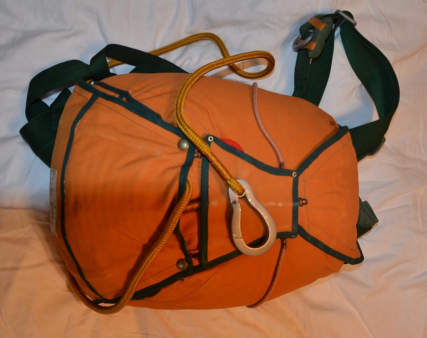 Parachute Static Line. = Japanese - JPN FIELD EQUIPMENT - World ...