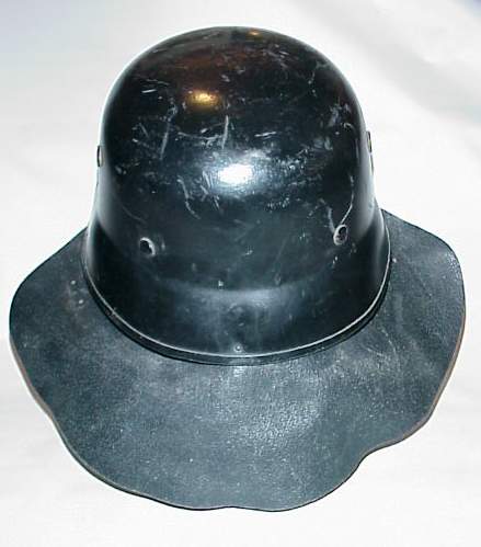 Early DDR Feuerwehr Helmet - DDR HELMETS & PROTECTIVE HEADGEAR - World ...