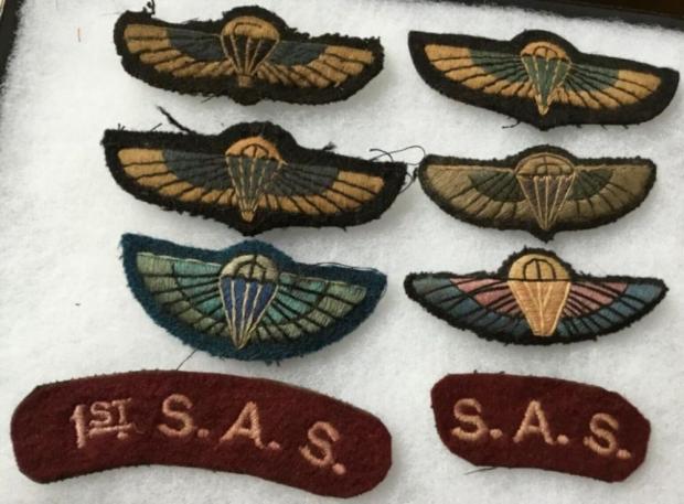SAS Insignia Groupings Many Are Bidding On - IMO All Copies - Uniforms ...
