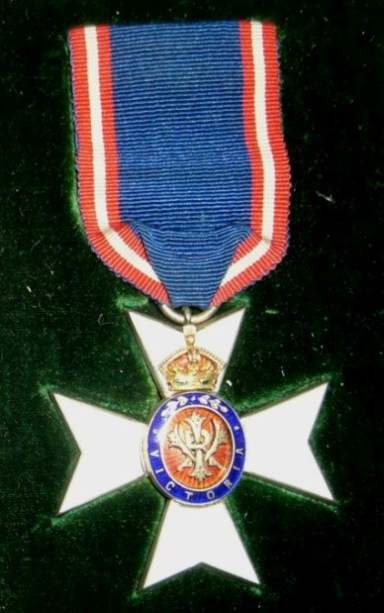 ROYAL VICTORIAN ORDER, Knight Commander - Uniforms, Insignia, Equipment ...