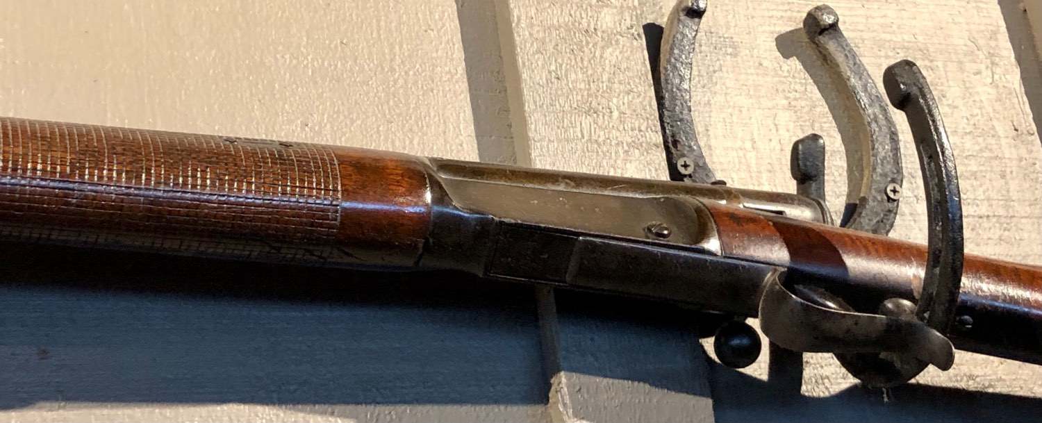 SWISS RIFLE AT CRACKER BARREL - SWITZERLAND - World Militaria Forum