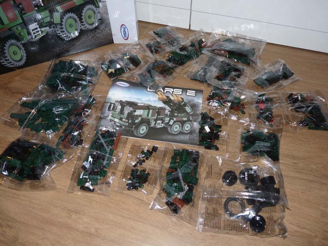 More Bricks - LARS 2 - TOYS & GAMES - World Militaria Forum