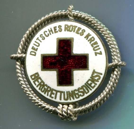 How old is this? - IMP-GER MEDALS & AWARDS - World Militaria Forum