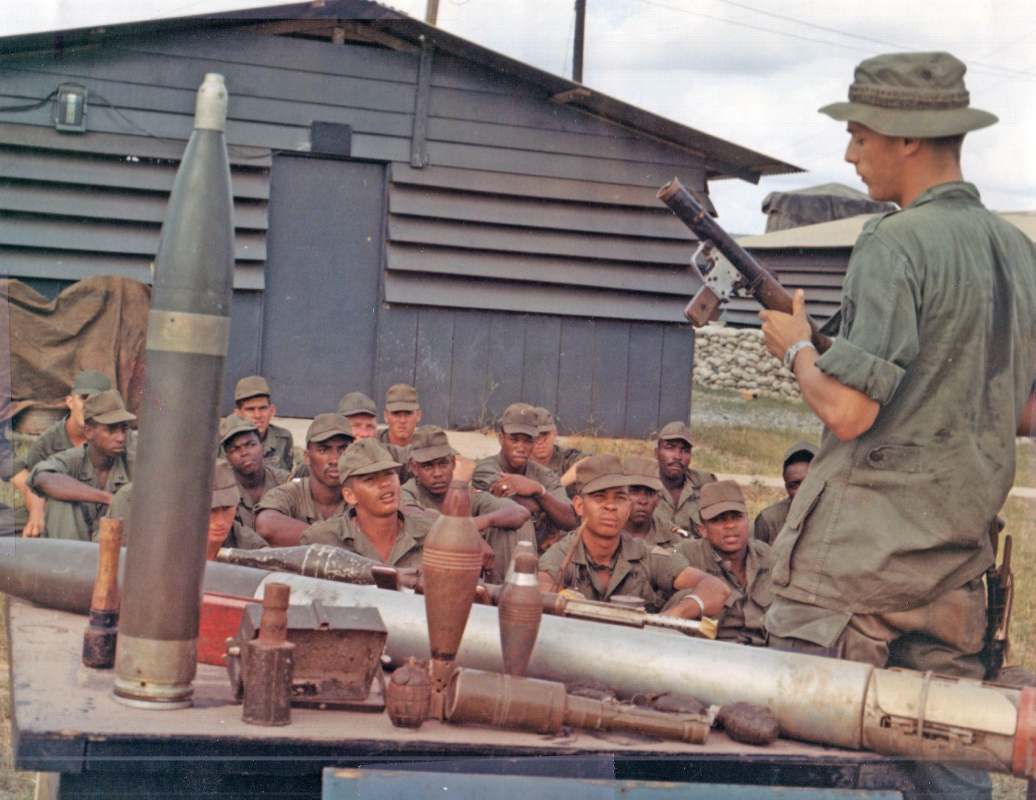 NVA VC Grenades and explosives class - NVA/VC WEAPONS & EDGED WEAPONS ...