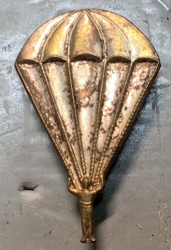 Free Polish parachute pin - OTHER NATIONS OF EUROPE - World Militaria Forum