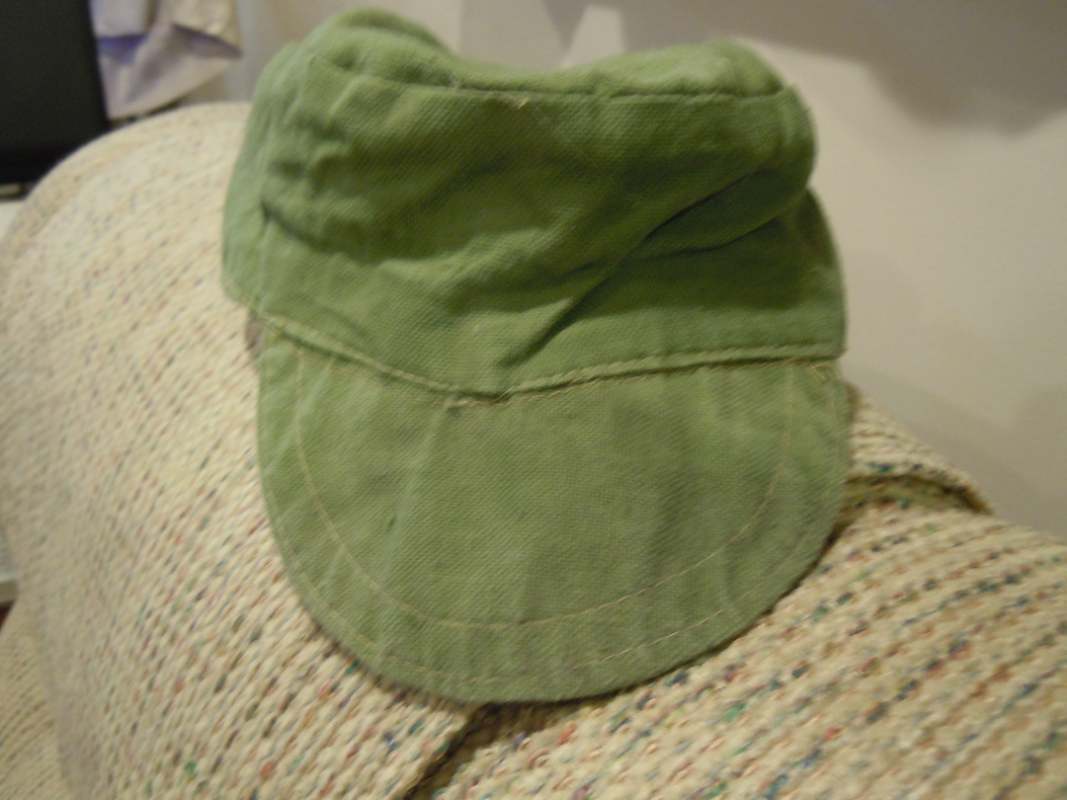 As promised some Iraqi uniforms and equipment from Desert Storm and OIF ...