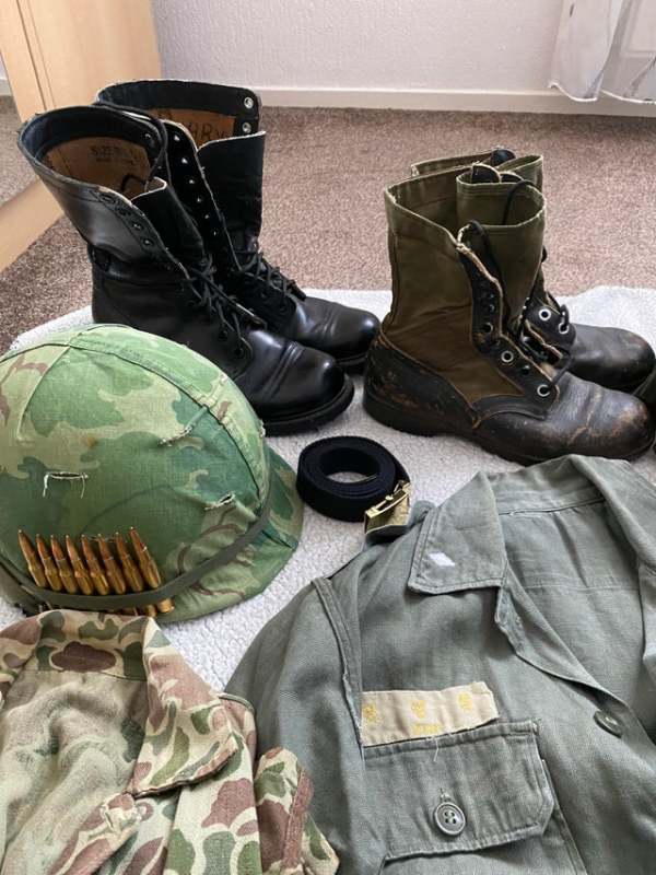 I am back with lots of ROK army stuff from the vietnam war - SOUTH ...