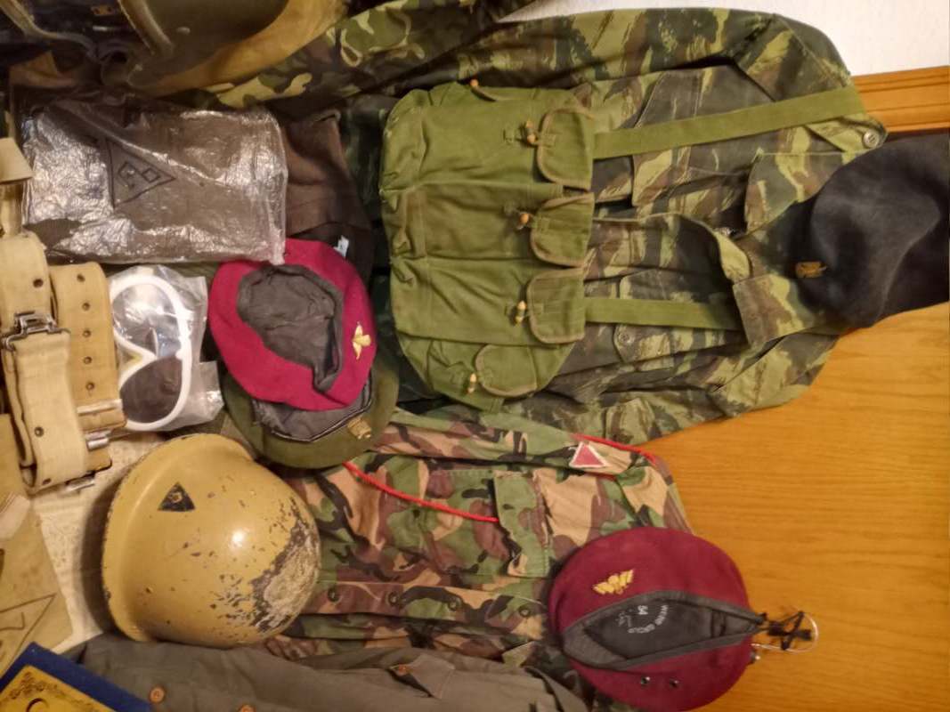 Gulf war Iraqi stuff (most my good stuff in one photo) - DISPLAYS ...