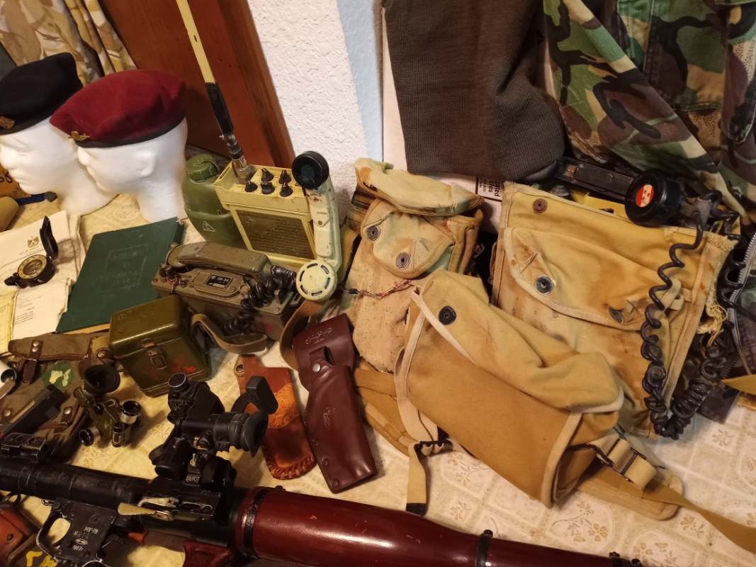Gulf war Iraqi stuff (most my good stuff in one photo) - DISPLAYS ...