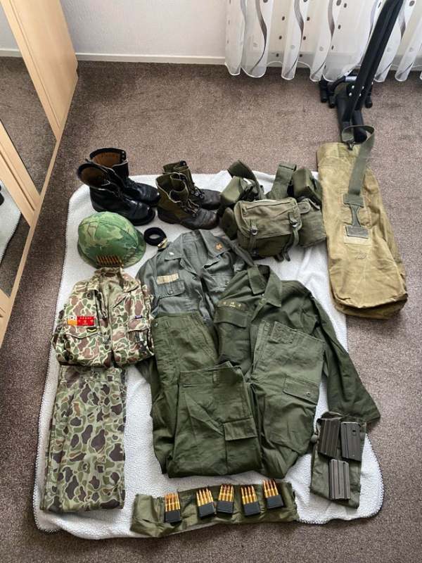 I am back with lots of ROK army stuff from the vietnam war - SOUTH ...