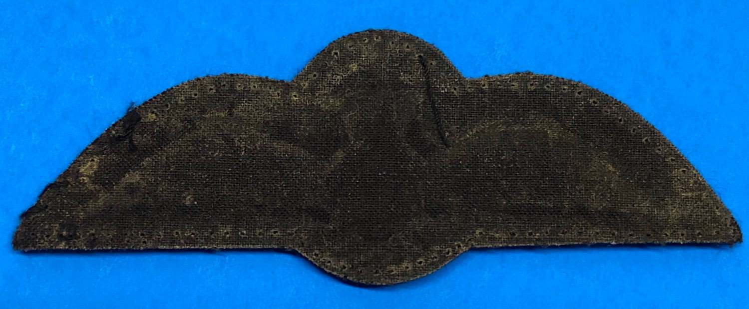 RFC / RAF Cloth Wing Badges - Uniforms, Insignia, Equipment & Medals ...