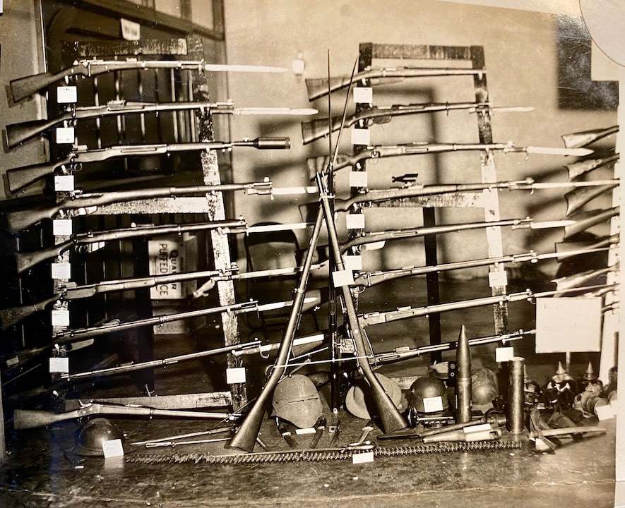 Eye Candy from an Old Family Friends MEGA Collection - TR WEAPONS ...