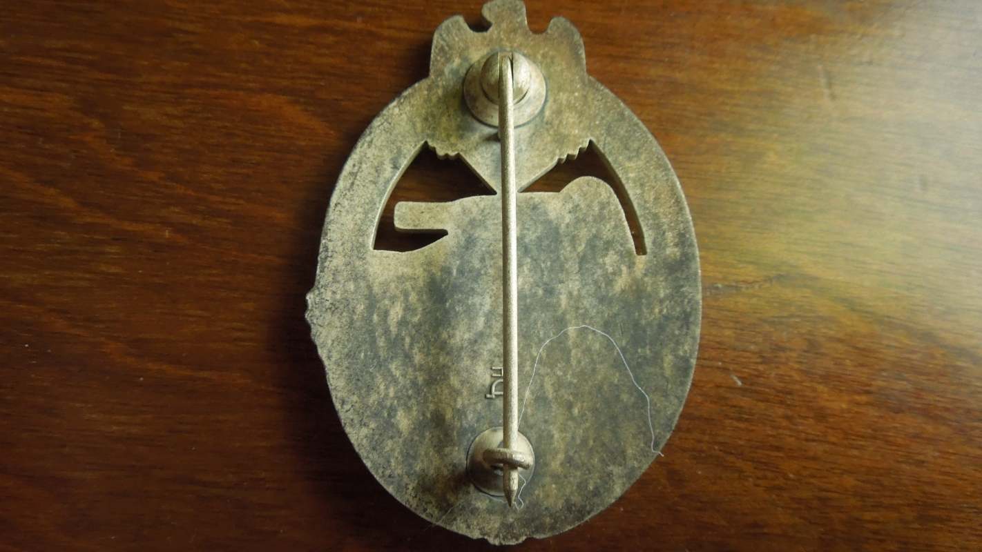 panzer tank assault badge in silver - TR BADGES & INSIGNIA - World ...