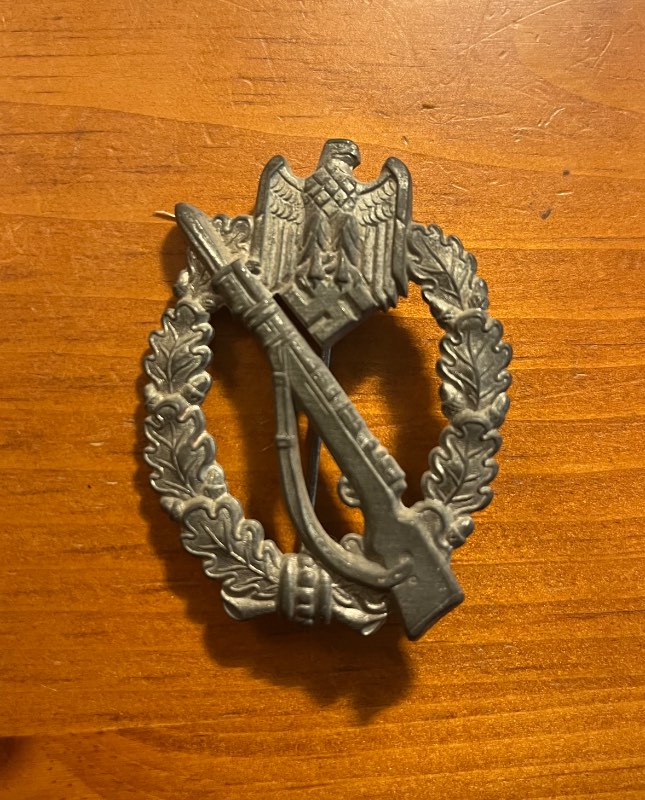 Infantry Assault Badge For Review - TR BADGES & INSIGNIA - World ...