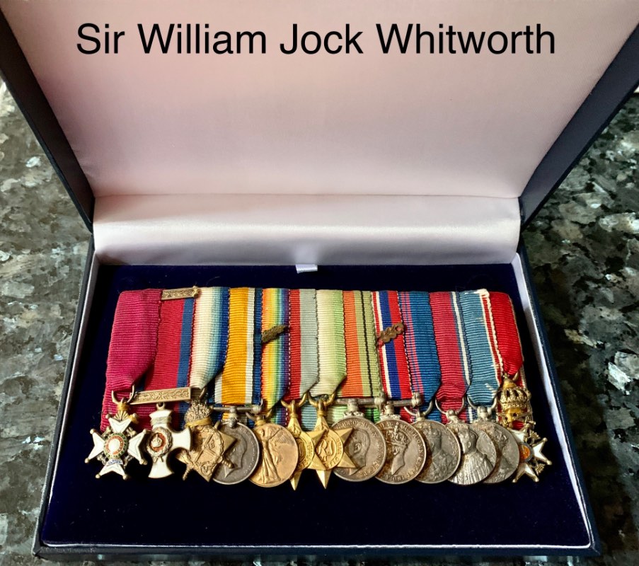 UK Distinguished Service Order (DSO) - Uniforms, Insignia, Equipment ...