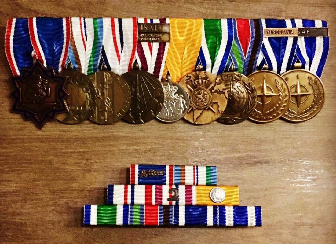 Dutch orders, medals, decorations and medalsets - Page 3 - THE ...