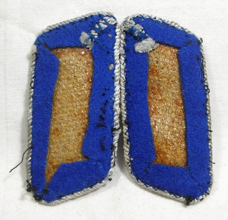 Strange blue collar tabs - CAN YOU IDENTIFY THIS? - World Militaria Forum