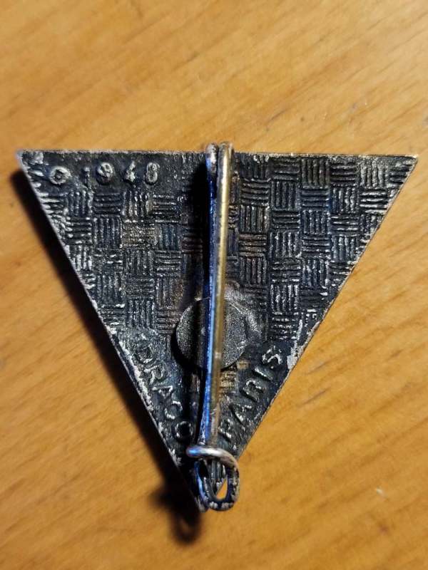 French 1950's(?) 2ième REP pin insignia - FR MEDALS, BADGES & INSIGNIA ...