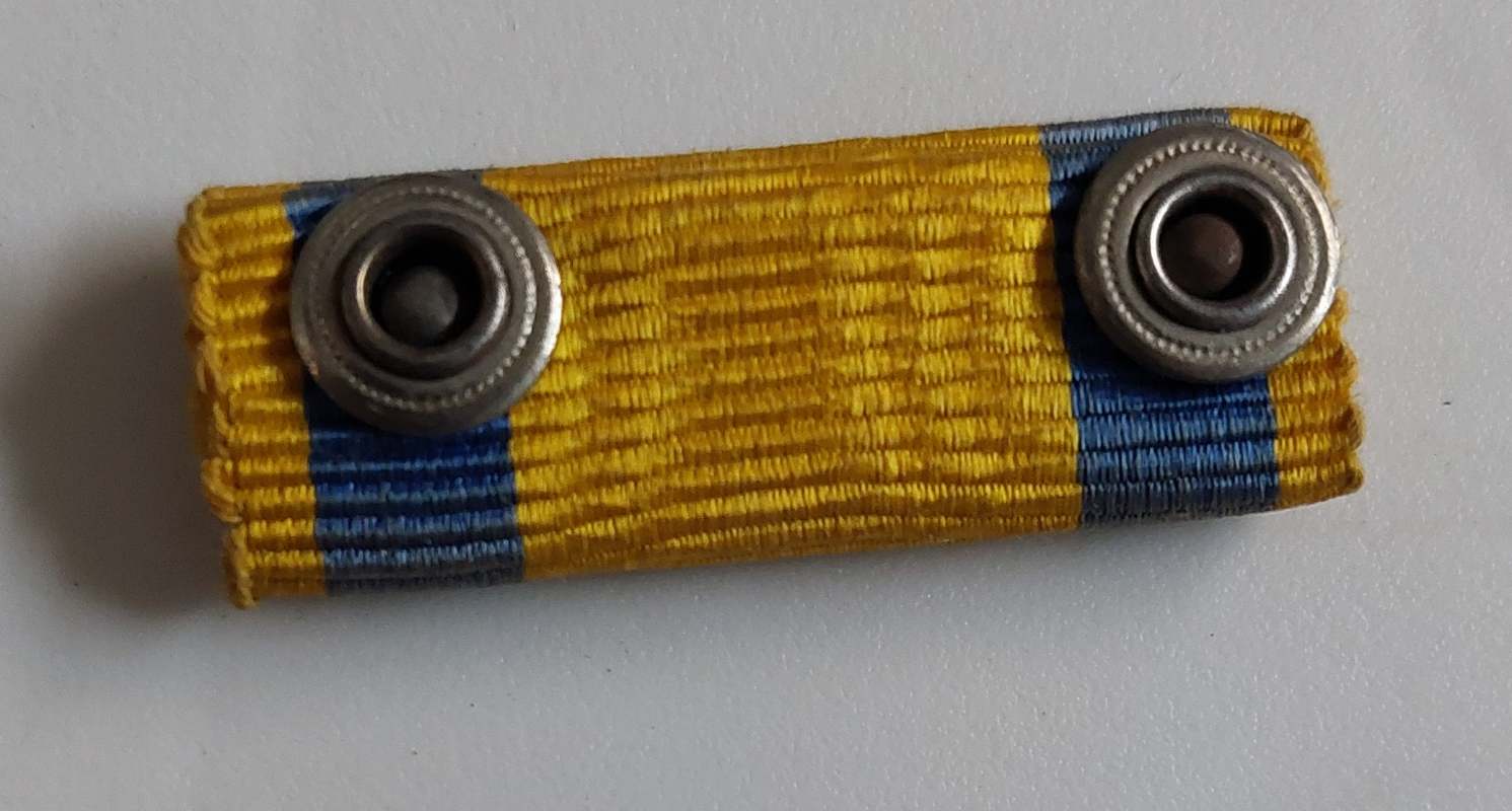 Unknown Snap On Ribbon w/Ornate Palm - CAN YOU IDENTIFY THIS? - World ...