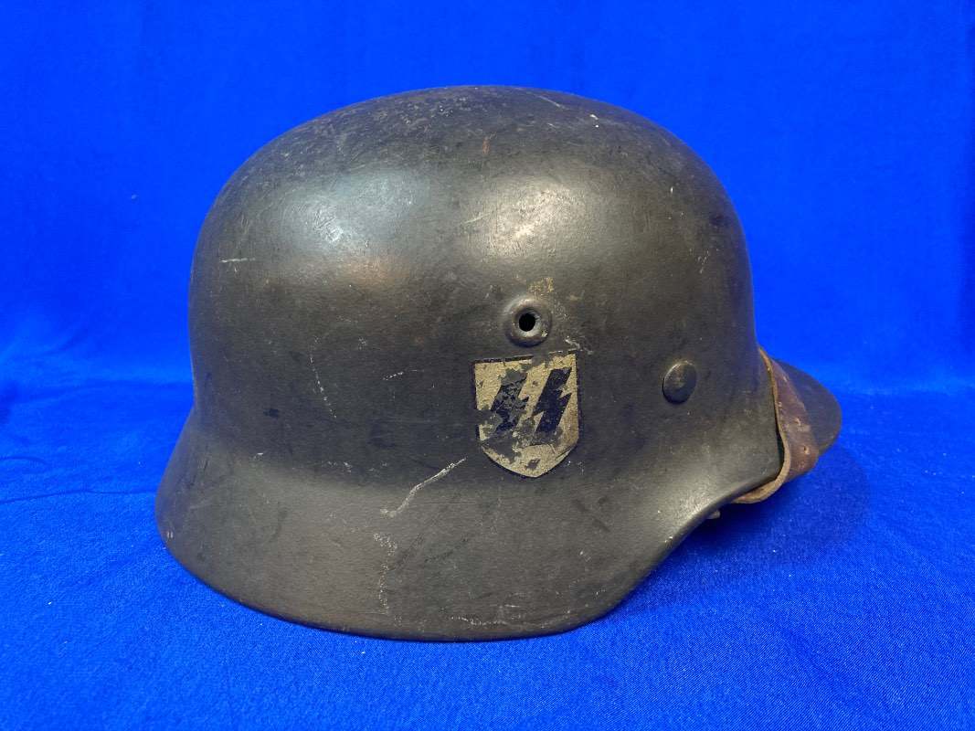 WW2 bring back Captured M40 SS Helmet - TR HELMETS - World Militaria Forum