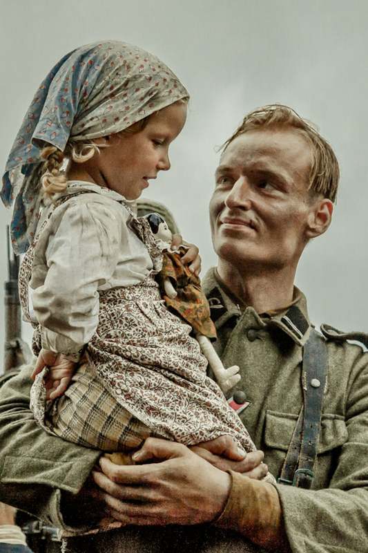 NAME THAT WAR/MILITARY FILM - Page 3 - MOVIE & TV REVIEWS - World ...