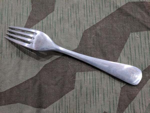 Luftwaffe aluminum eating utensils - TR EDGED WEAPONS - World Militaria ...