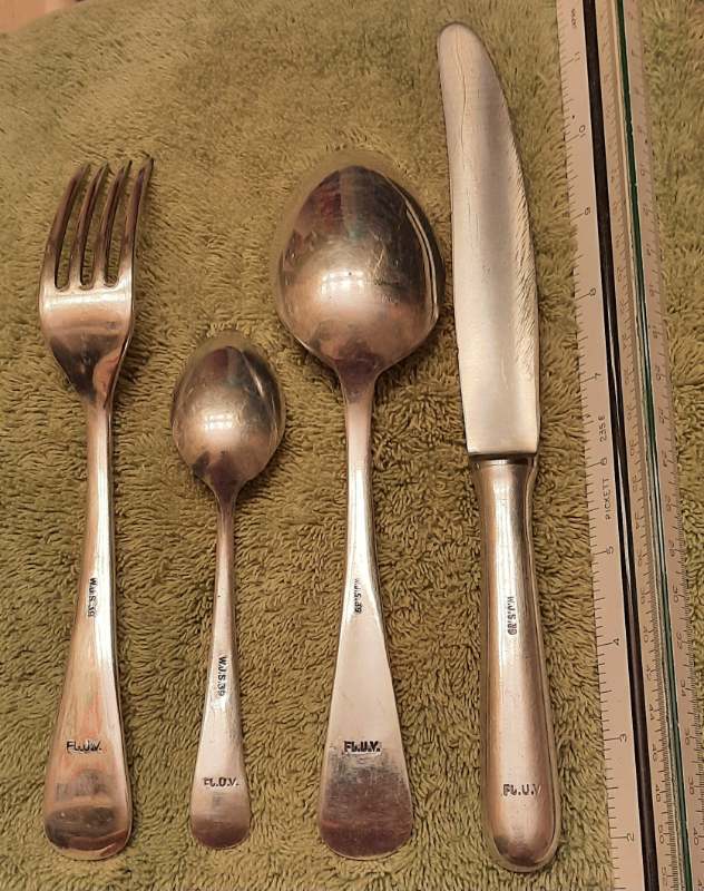 Luftwaffe aluminum eating utensils - TR EDGED WEAPONS - World Militaria ...