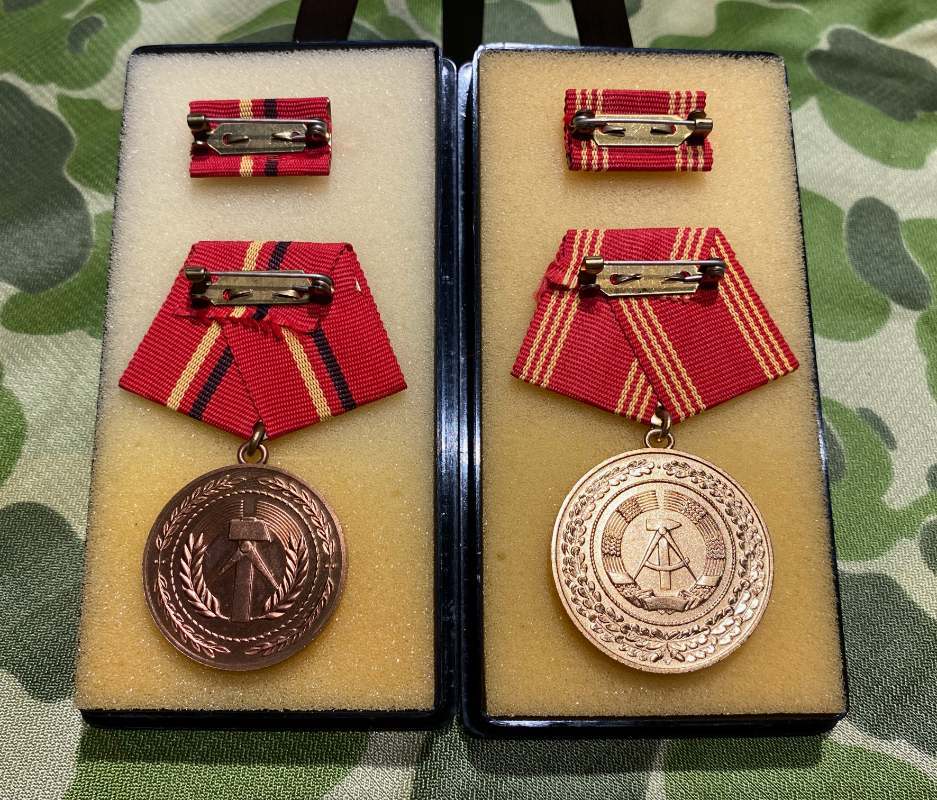 DDR Medals & Ribbon Bars - DDR MEDALS & AWARDS - World Militaria Forum