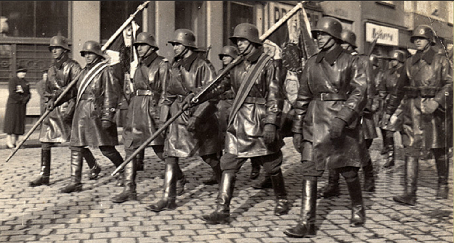 Polish 10th Motorized Cavalry Brigade On Parade 1938 - OTHER NATIONS OF ...
