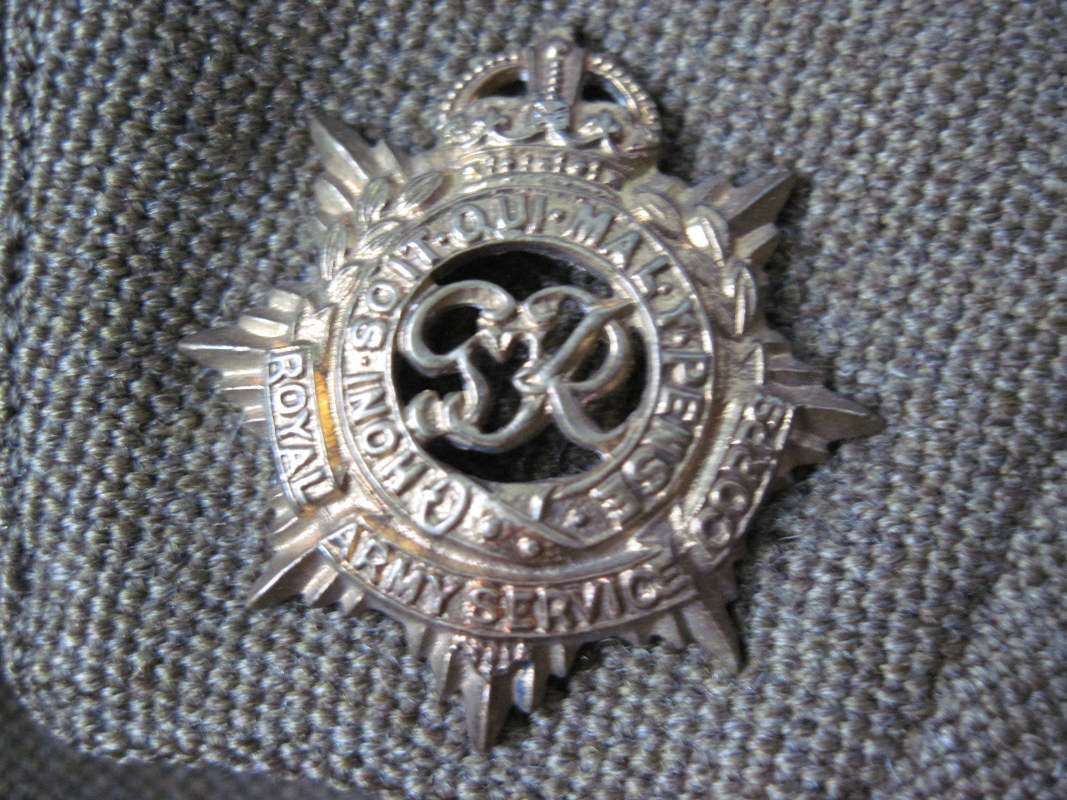 WW2 RASC Officer Collars? - Uniforms, Insignia, Equipment & Medals ...