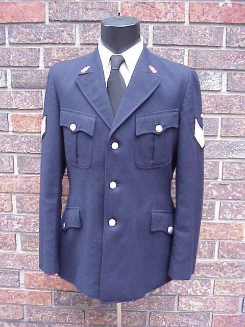 German uniform enquiry... - CAN YOU IDENTIFY THIS? - World Militaria Forum