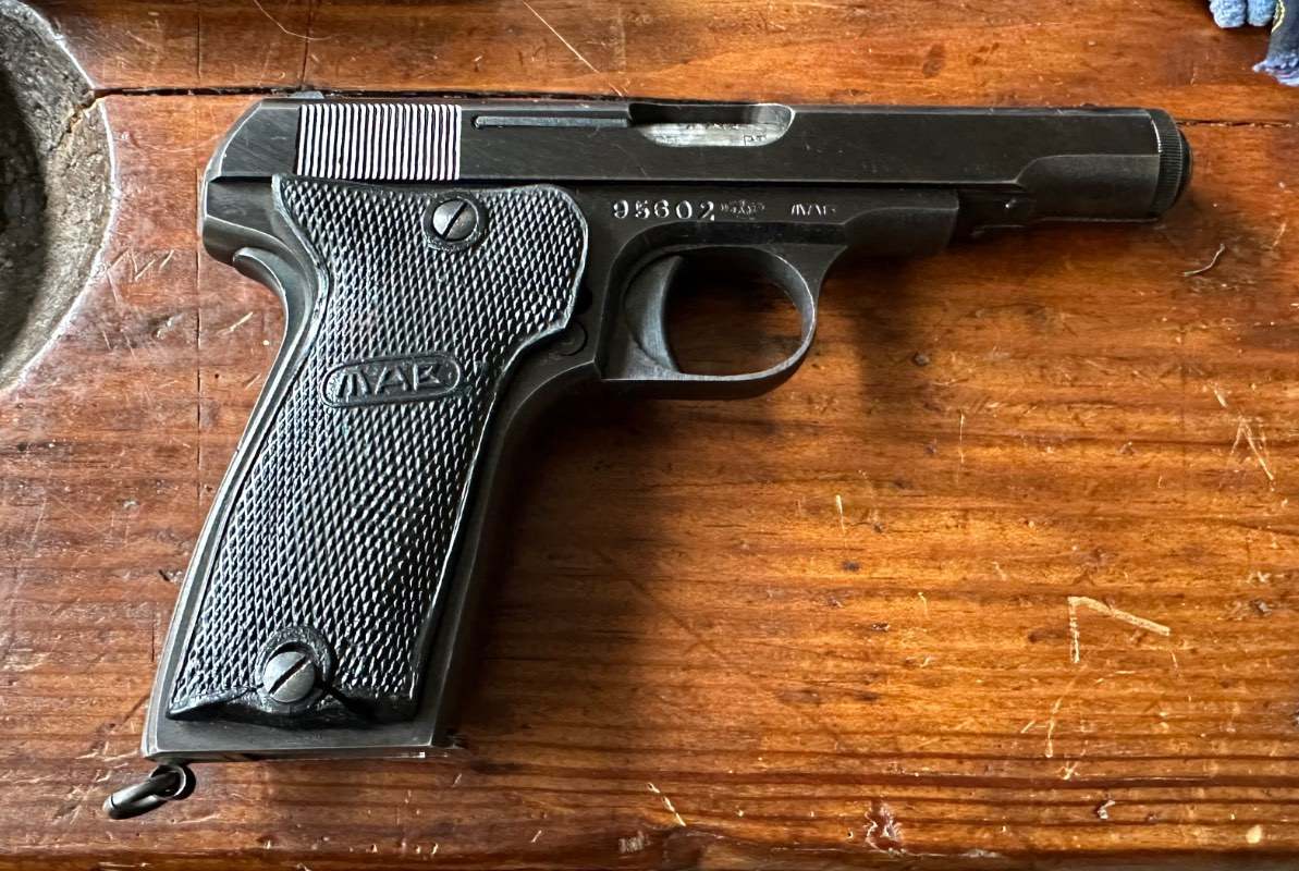 French Pistole MAB Model D - TR WEAPONS & ORDNANCE - World Militaria Forum