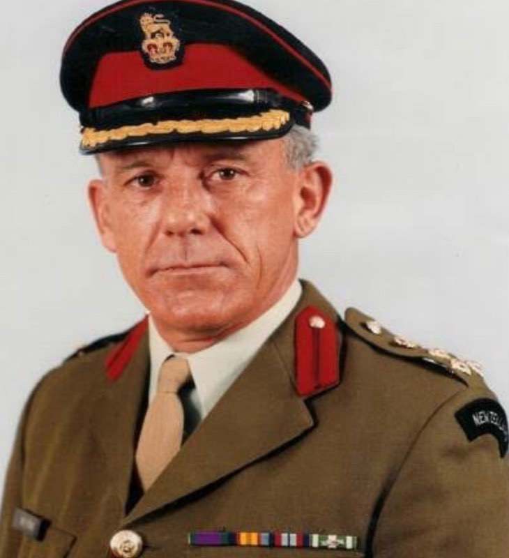 Australian ? Peaked Cap - CAN YOU IDENTIFY THIS? - World Militaria Forum