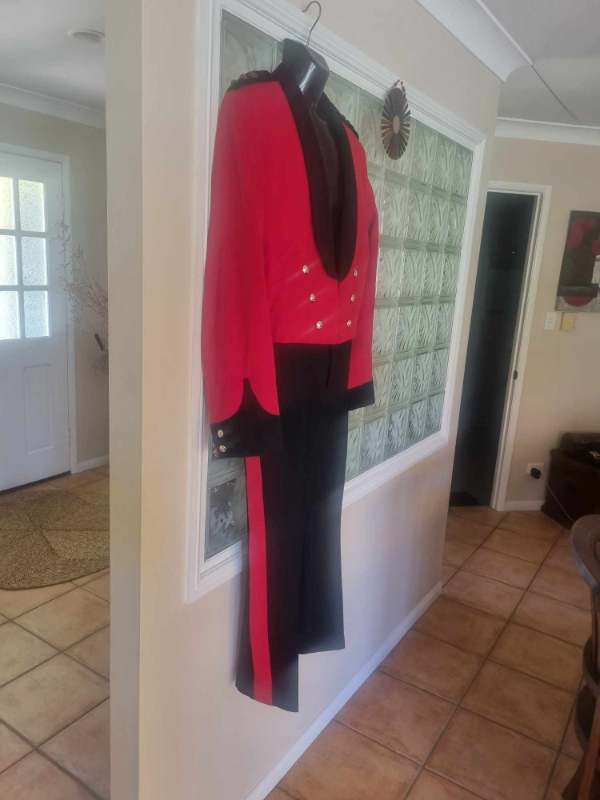Rhodesian Colonel Mess Dress Uniform - ALL AFRICAN NATIONS - World ...