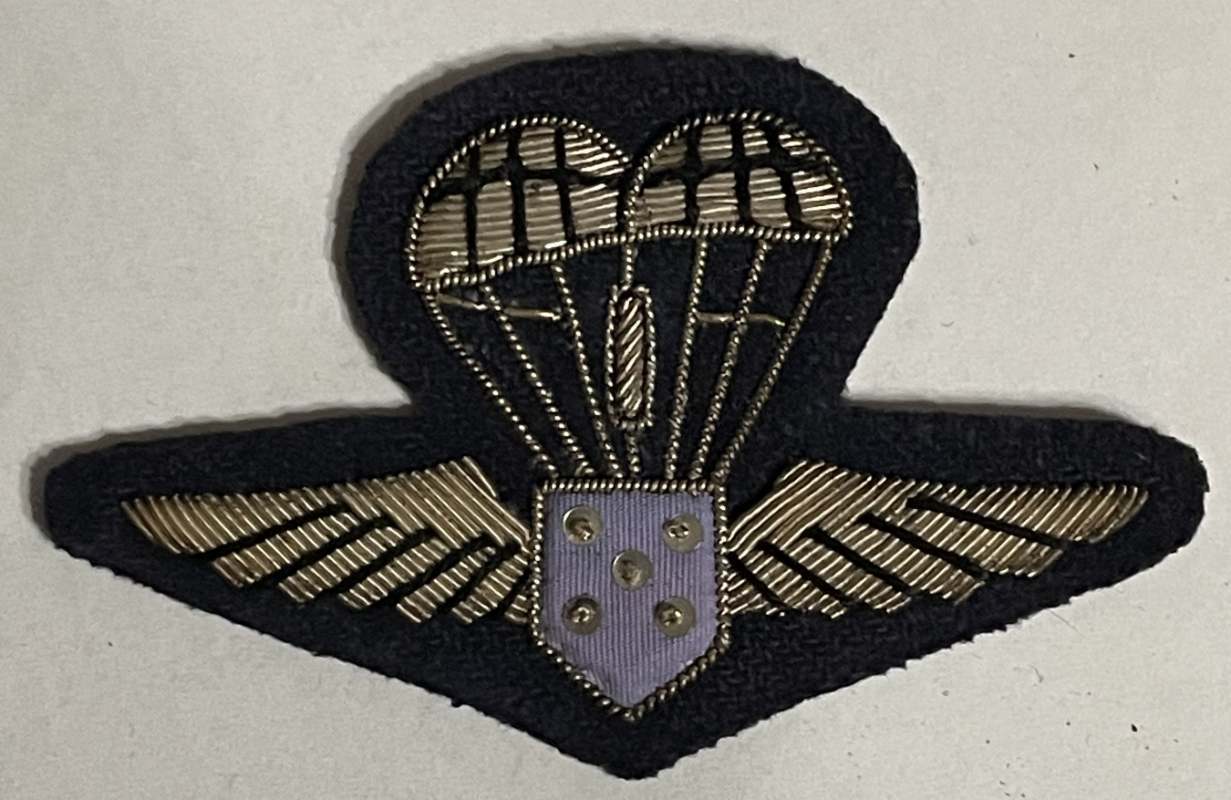 Help with Parachute patch - CAN YOU IDENTIFY THIS? - World Militaria Forum