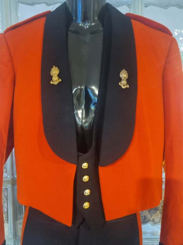 Rhodesian Engineers Mess Dress Uniform - ALL AFRICAN NATIONS - World ...