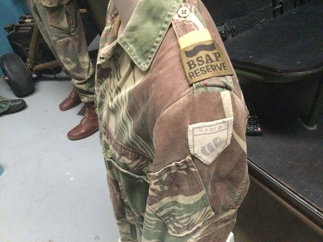 Rhodesian Camouflage Jackets 2 - ALL AFRICAN NATIONS - World Militaria ...