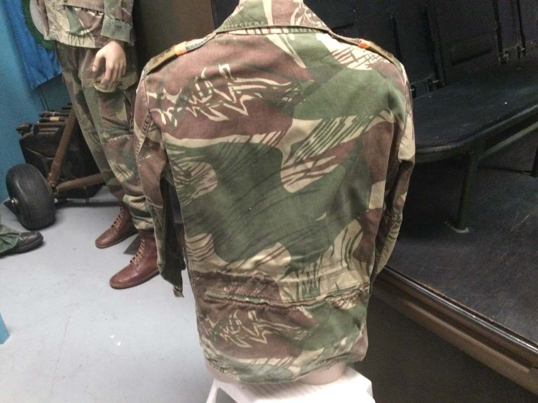 Rhodesian Camouflage Jackets 2 - ALL AFRICAN NATIONS - World Militaria ...