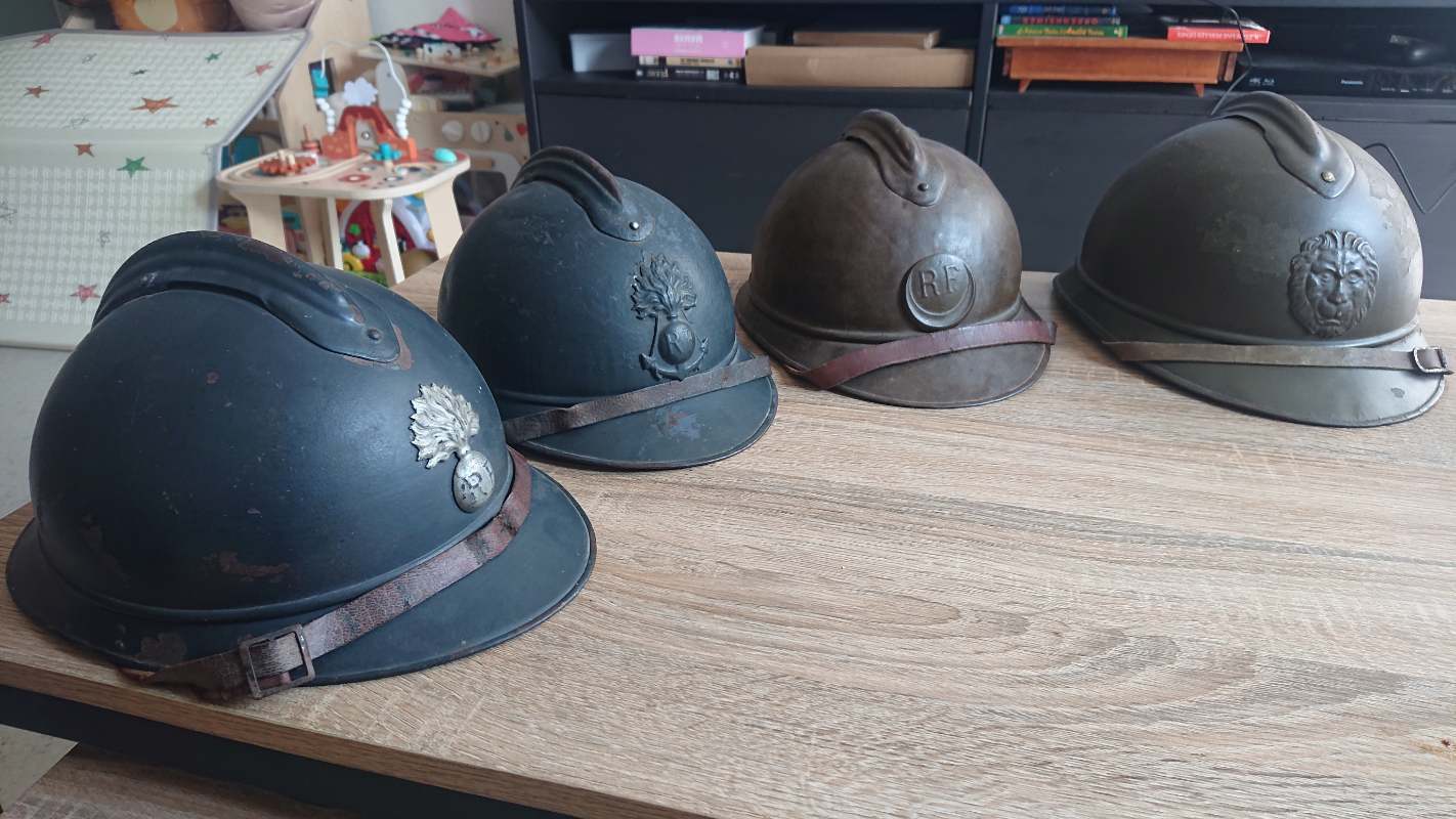 4 differents Mle 15 Adrian helmets - FR HELMETS - World Militaria Forum