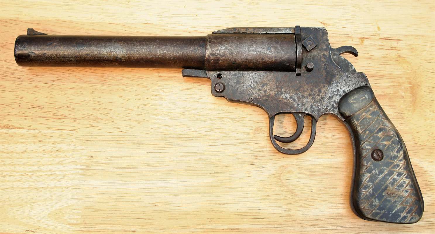 VC Flare gun - NVA/VC WEAPONS & EDGED WEAPONS - World Militaria Forum