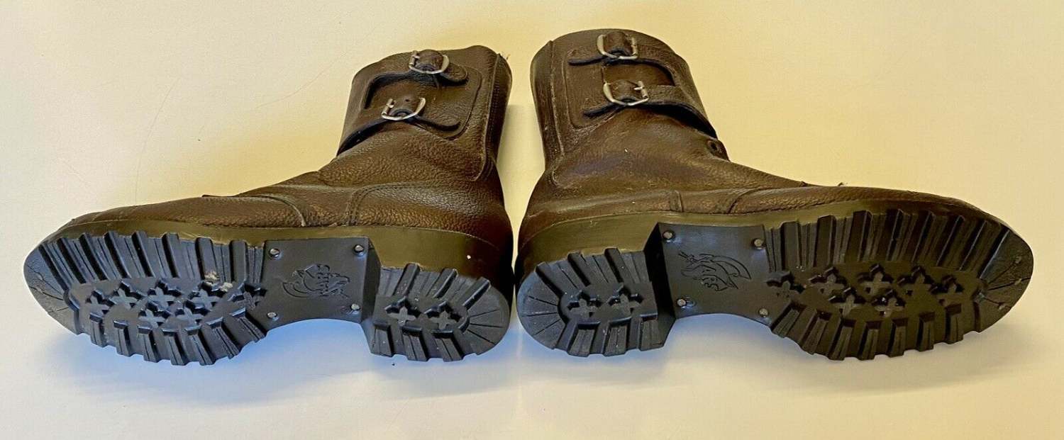 Rhodesian Double Buckle Boots - ALL AFRICAN NATIONS - World Militaria Forum