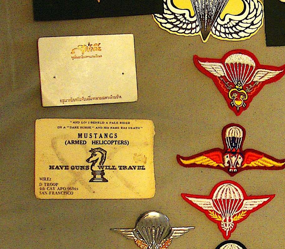 Lao & Thai Insignia Including ABN - OTHER ASIAN NATIONS - World ...