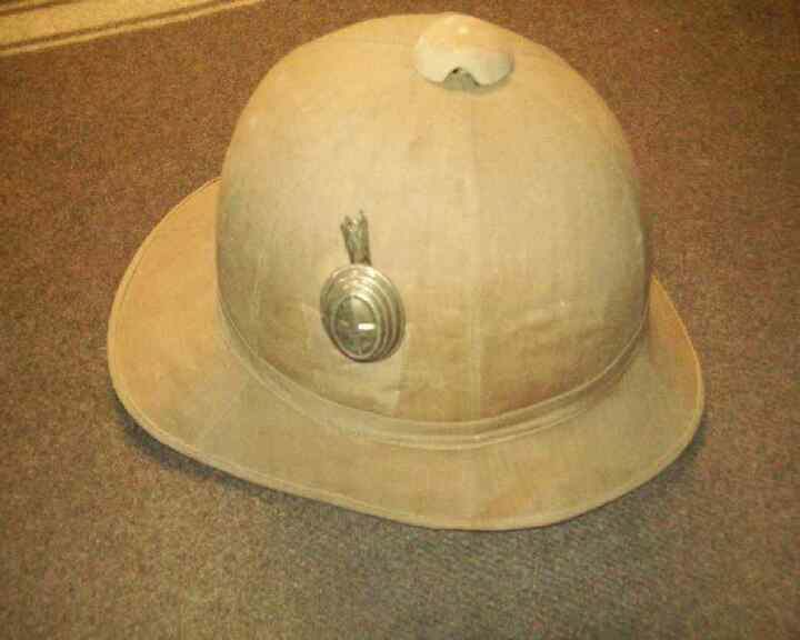 Pith Helmet and Goggles - TR CLOTH HEADGEAR - World Militaria Forum