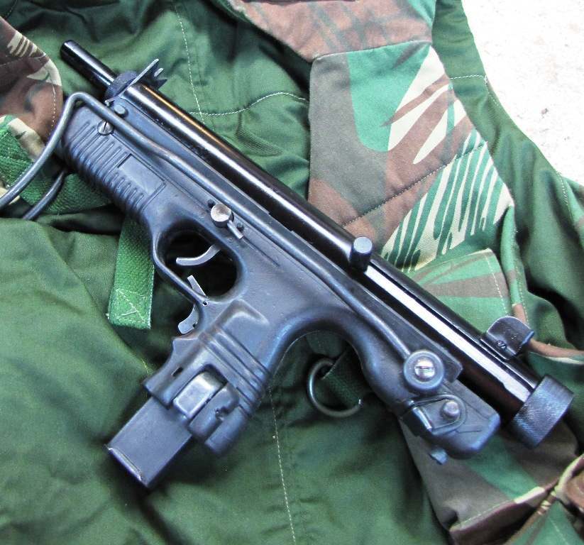 Rhodesian LDP SMG - ALL AFRICAN NATIONS - World Militaria Forum