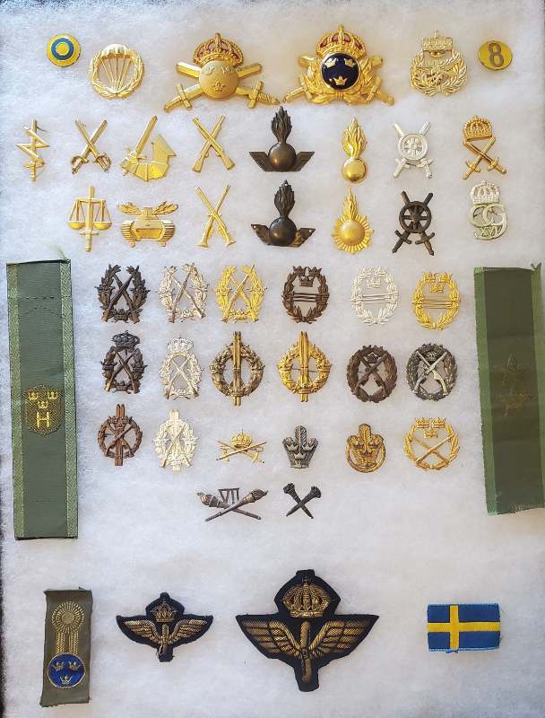 Some Swedish Army and Air Force Insignia - SCANDINAVIA - World ...