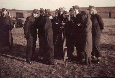 Luftwaffe Helferin. - TR PHOTOS & EPHEMERA - World Militaria Forum